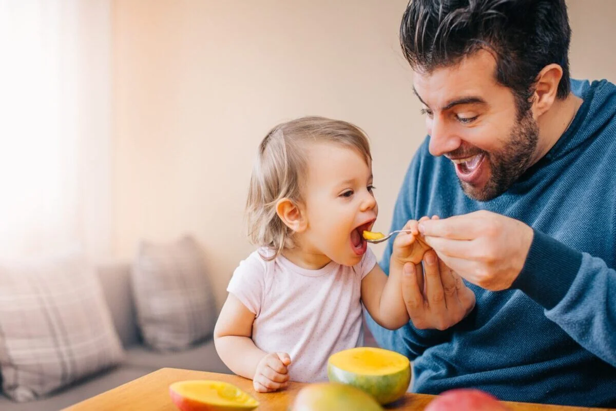 ¿Cuándo dirá mi niño “por favor” y “gracias”?
